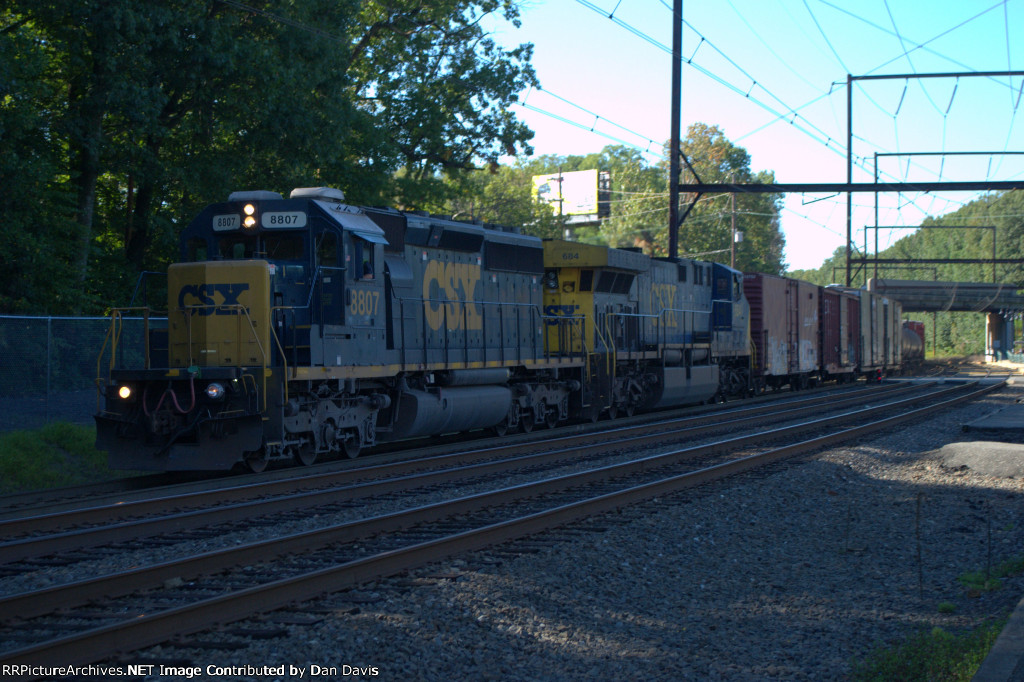 CSX SD40-2 8807 leads Q300-28